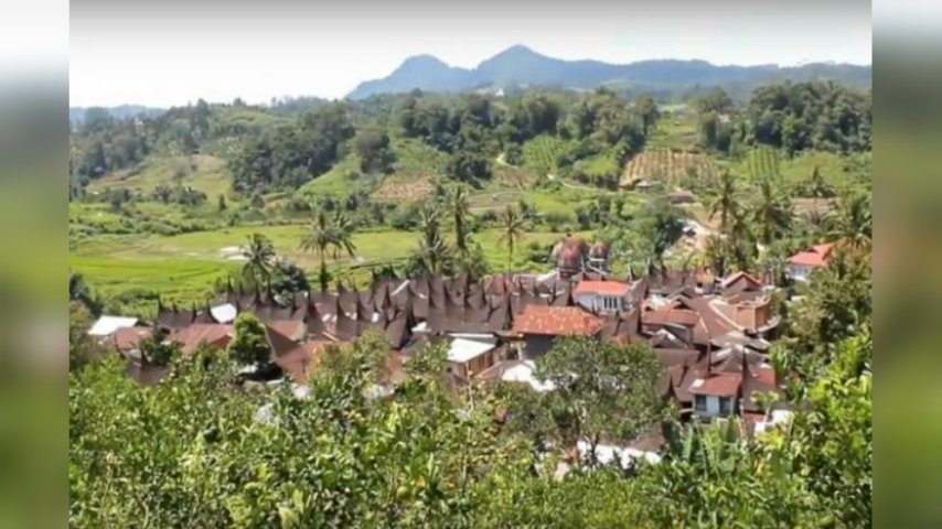 Indahnya Wisata Budaya Kampung Adat Sarugo di Limapuluh Kota