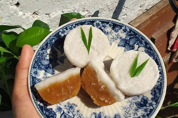 Lembut Manis Kue Talam Khas Minang yang Masih Digemari