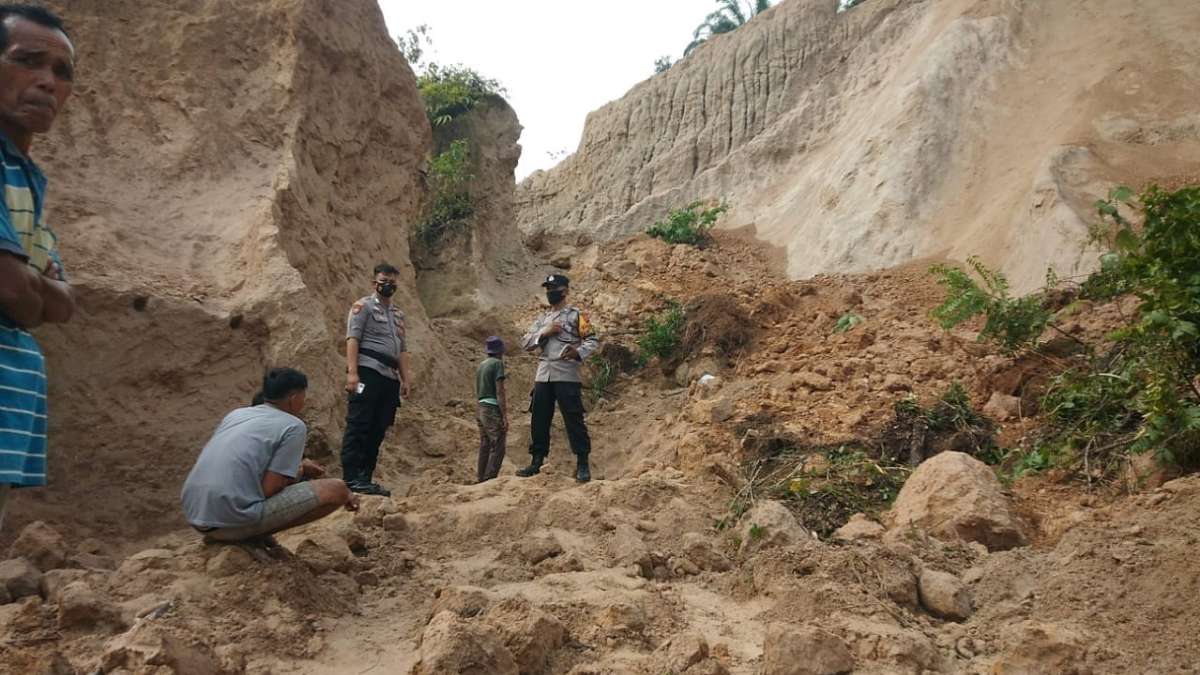 Seorang Warga Meninggal Tertimbun Longsor Tambang Pasir di Palembayan Agam