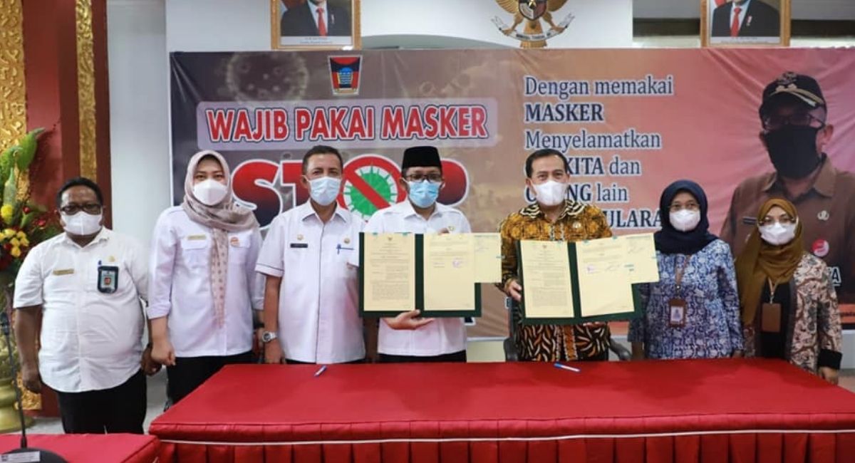 Pemko Padang - Ombudsman RI Teken MoU Pelayanan Publik