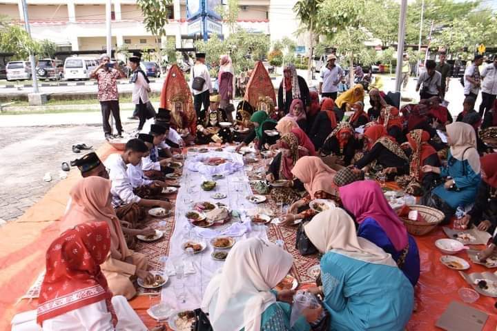 HUT Kota Padang: Melestarikan Budaya dan Adat Minangkabau dengan ...