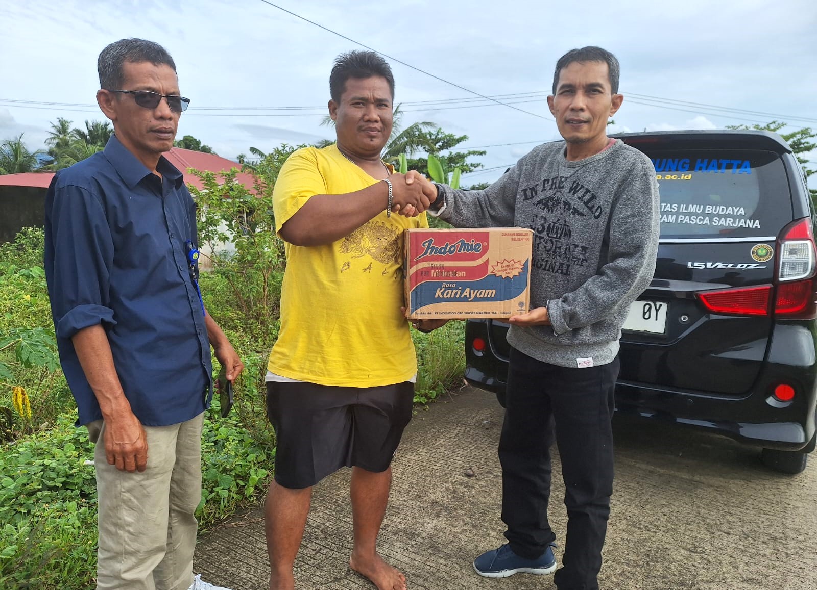 UBH Salurkan Bantuan untuk Dosen, Tendik, dan Mahasiswa Terdampak Banjir