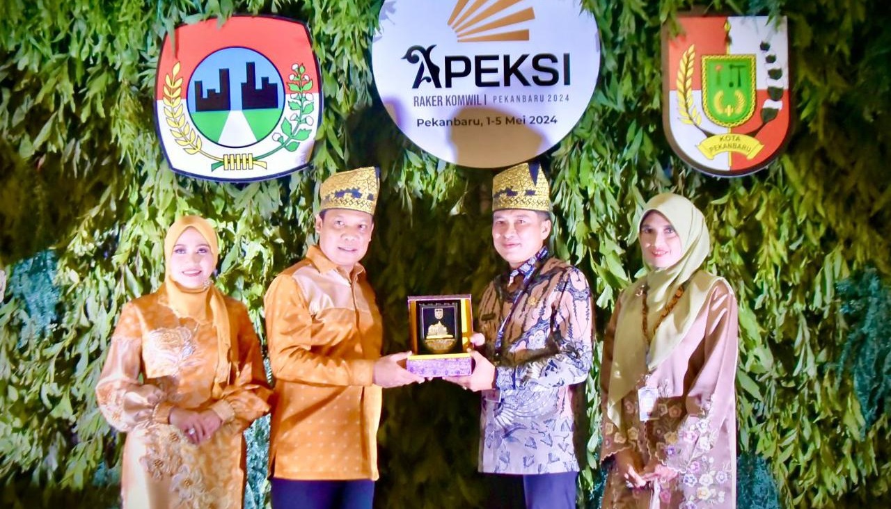 Raker APEKSI di Pekanbaru, Wawako Padang Pamit ke Rekan Sejawat