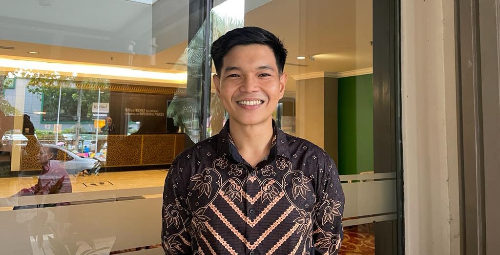 Lain Dagang Lain Ilalang: Menanggapi Riki Saputra Atas Pergeseran Nilai ...