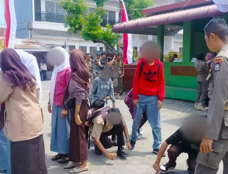 Keluyuran di Jam Sekolah, Satpol PP Padang Amankan 28 Pelajar