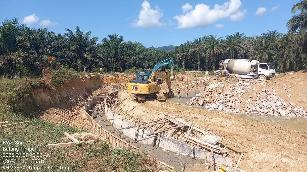 Proyek Pengendalian Banjir di Dharmasraya Senilai Rp52 Miliar Dimulai