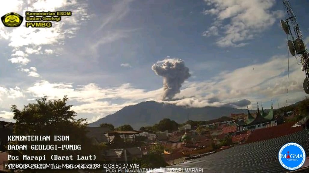 Gunung Marapi Erupsi, Tinggi Kolom Abu Capai 1.600 M